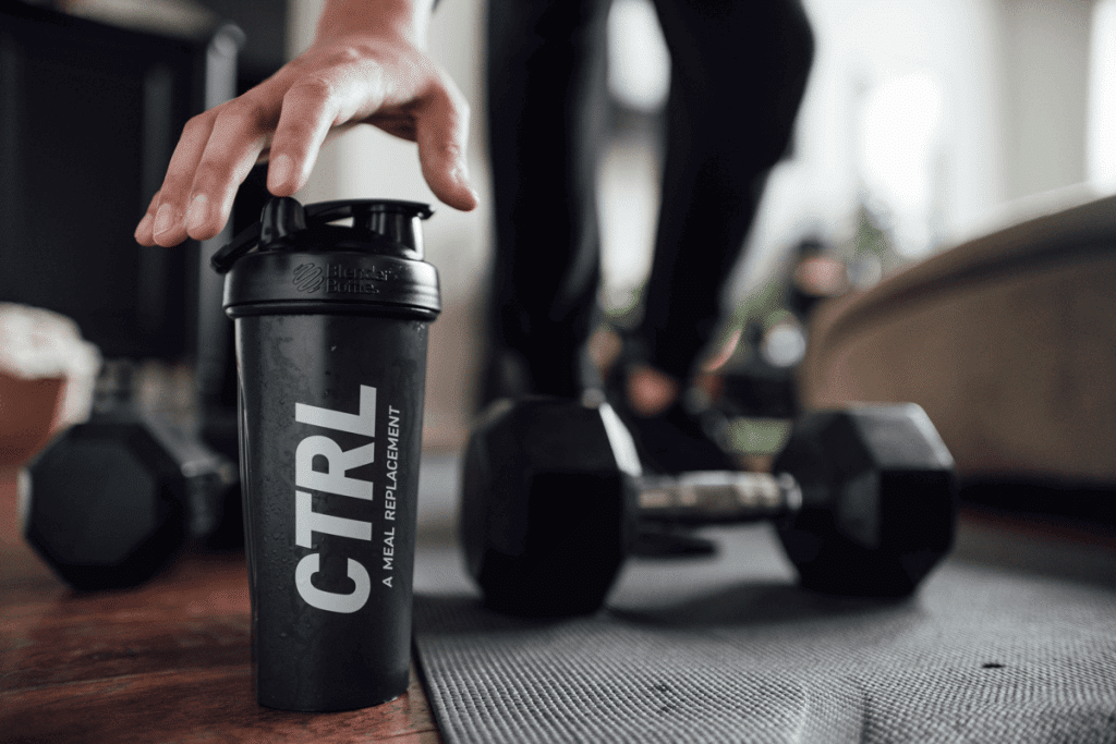 Shaker de whey : de quoi s'agit-il ? - Les Héros du Sport